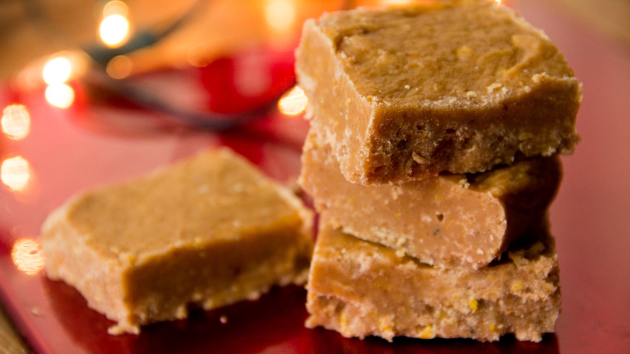 Christmas Spiced Fudge Recipe - Fresco