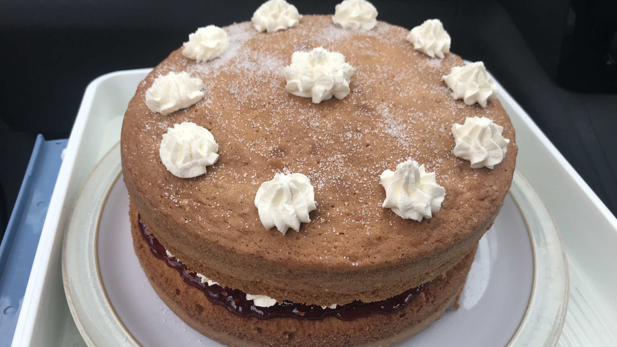 Classic Victoria Sponge Recipe - Fresco