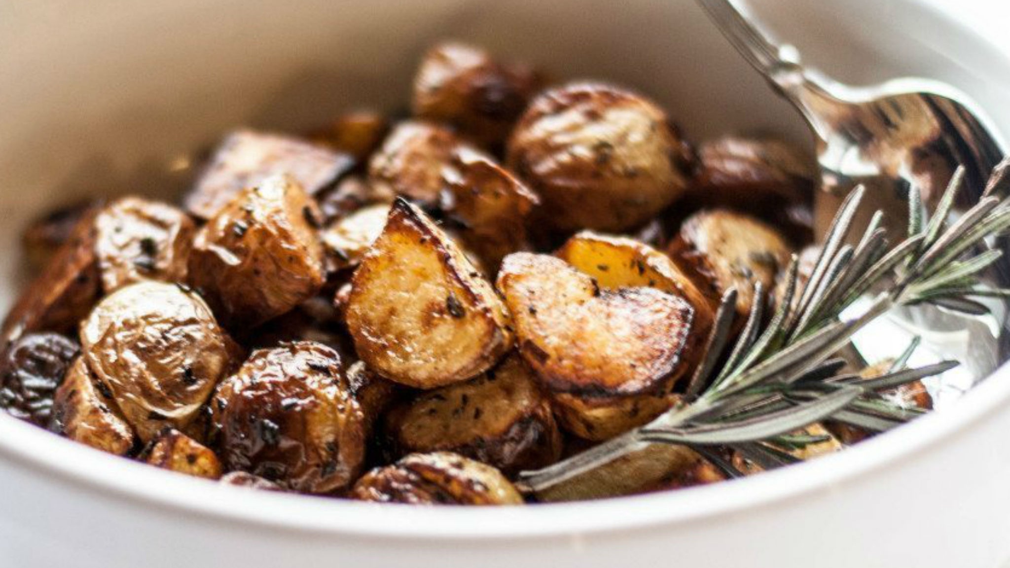 Potatoes Roasted with Rosemary and Balsamic Vinegar Recipe - Fresco