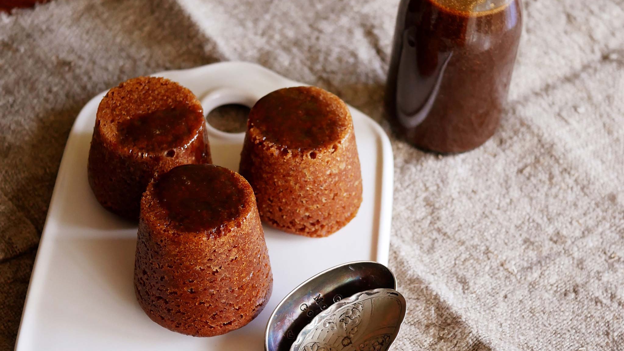 Classic Sticky Date Puddings with Caramel Sauce Recipe - Fresco