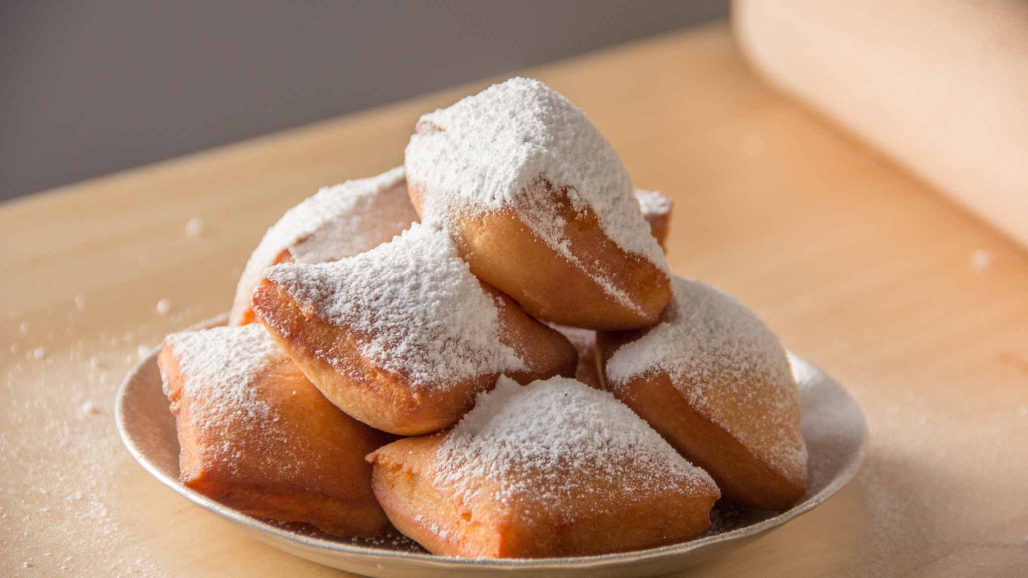 New Orleans Style Beignets Recipe - Fresco