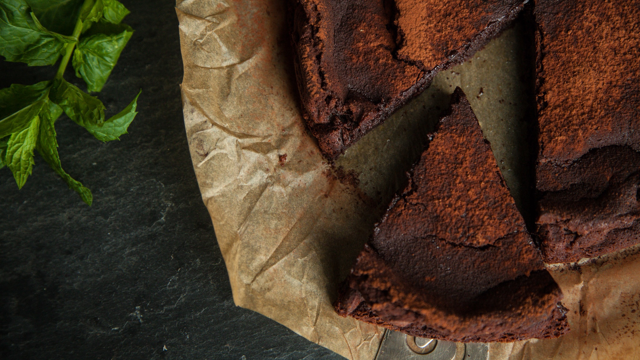 Flourless Chocolate Cake Recipe - Fresco