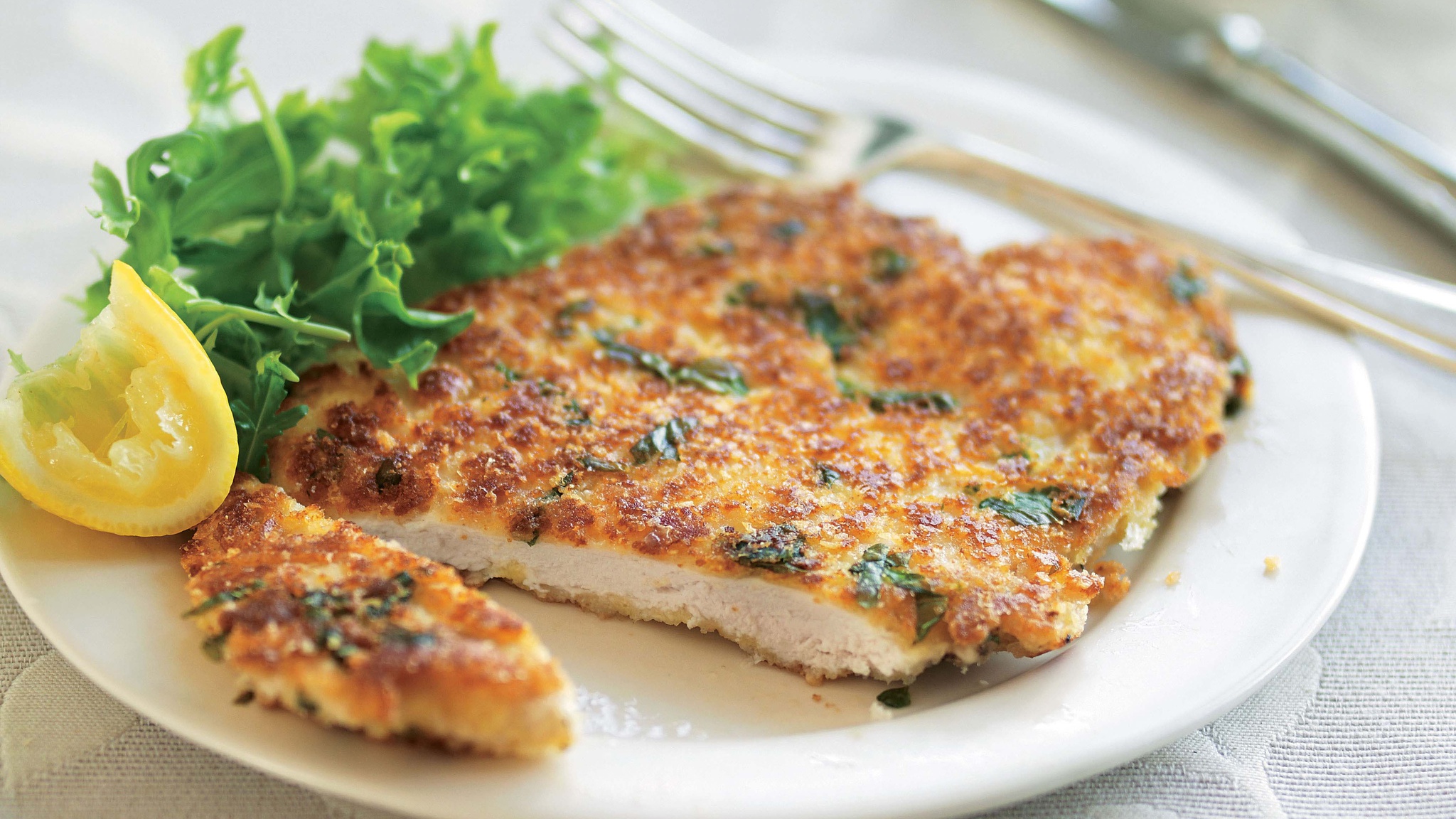 Crispy Chicken with Parmesan and Basil Coating Recipe - Fresco